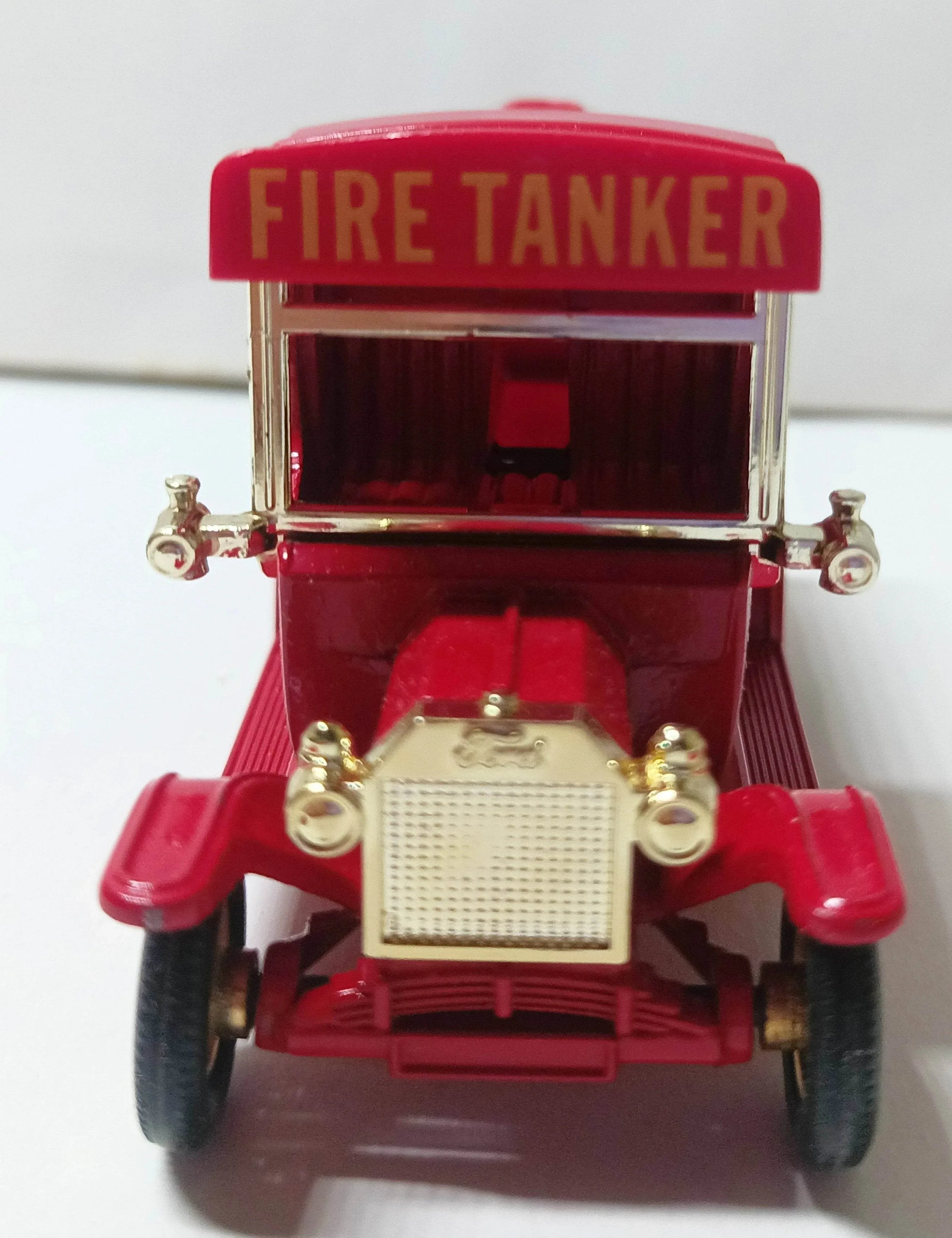 Lledo DG8 1920 Ford Model T Tanker Blue Mountains Bush Fire Brigades ...