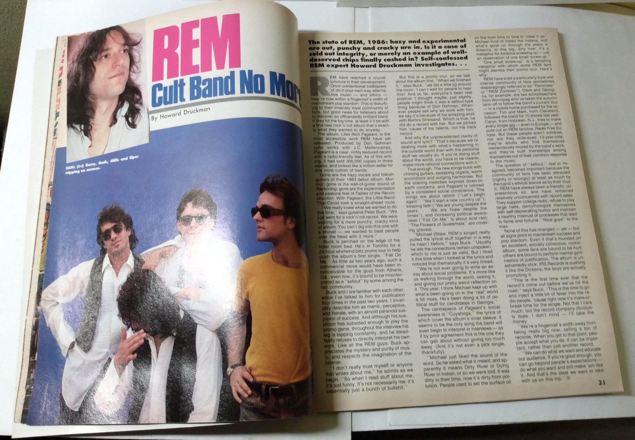 Graffiti October 1986 Canadian Music Magazine Cyndi Lauper REM B52s ...